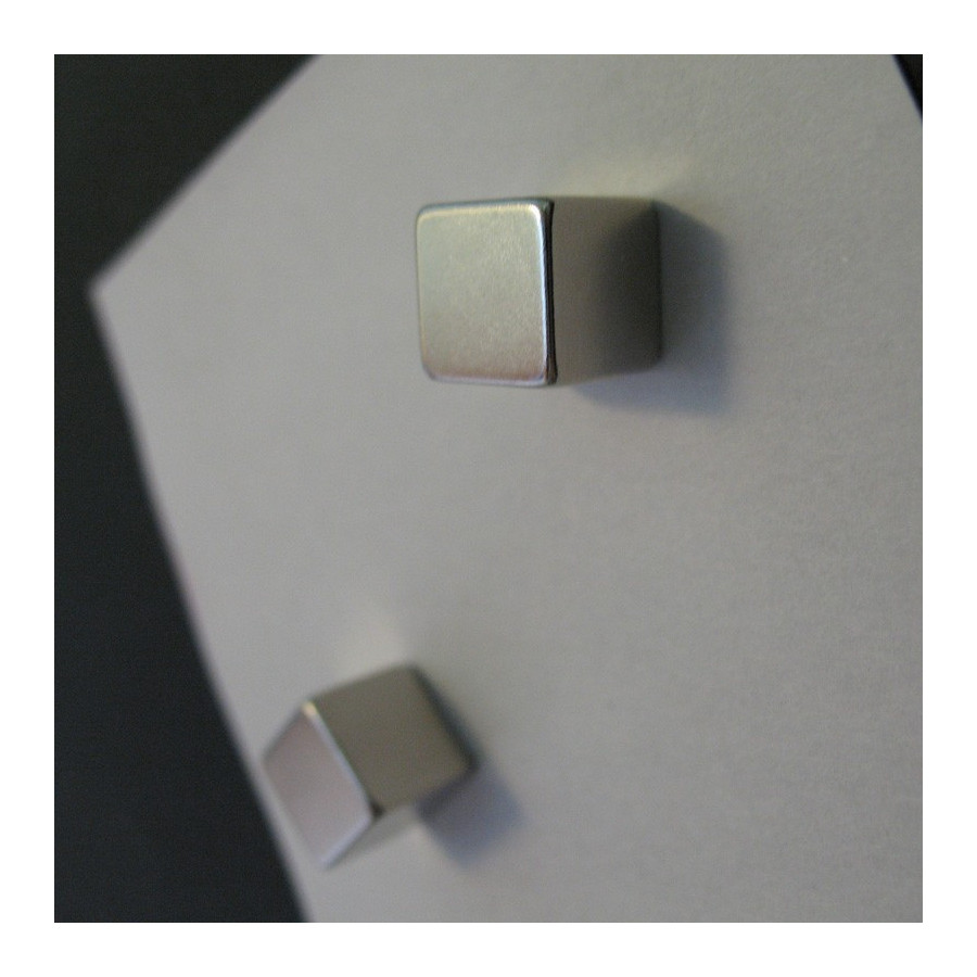 Aimant cube nickel 10 x 10
